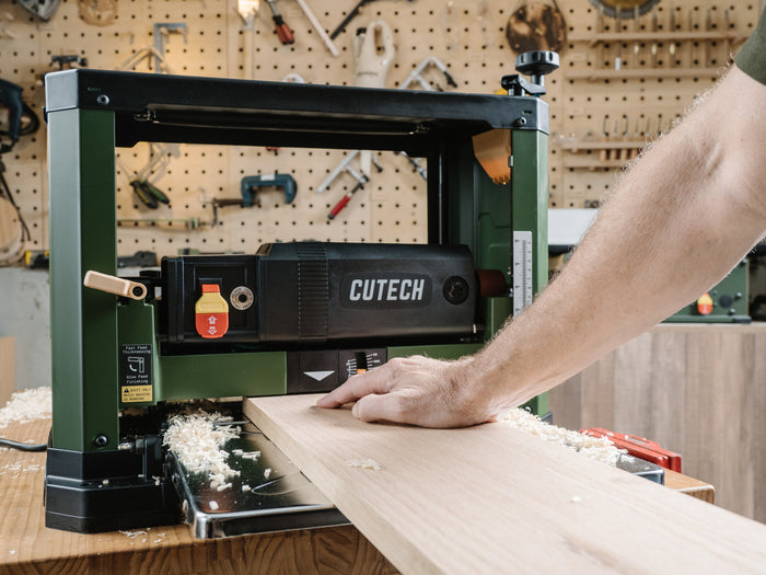 How to Use a Planer: Master the Basics in 4 Easy Steps
